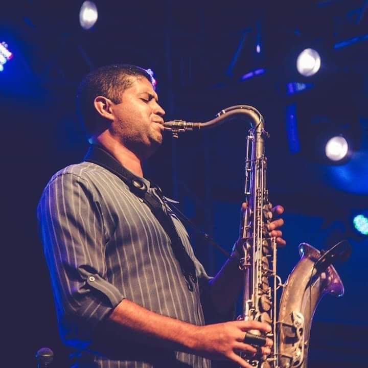 Música ao vivo: Renato Félix se apresenta em Campos do Jordão neste fim ...
