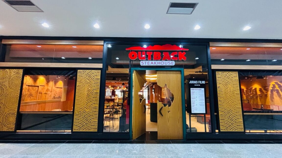 Uma jornada pela Austrália: conheça o cardápio icônico do Outback ...